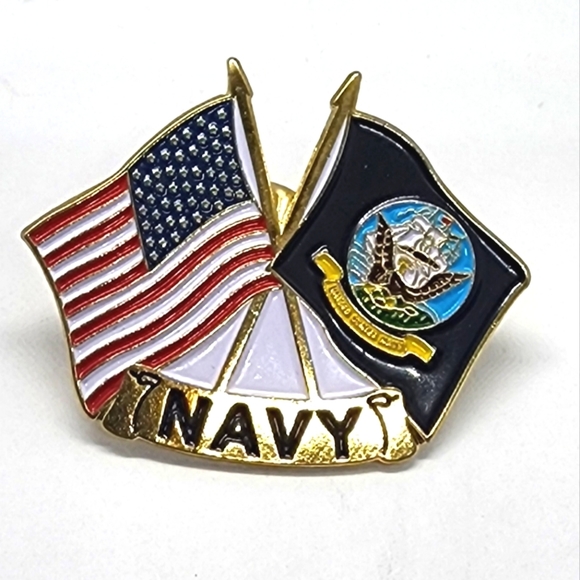 Navy | Accessories | Navy Us Flag Pin Military Veteran Memorabilia ...